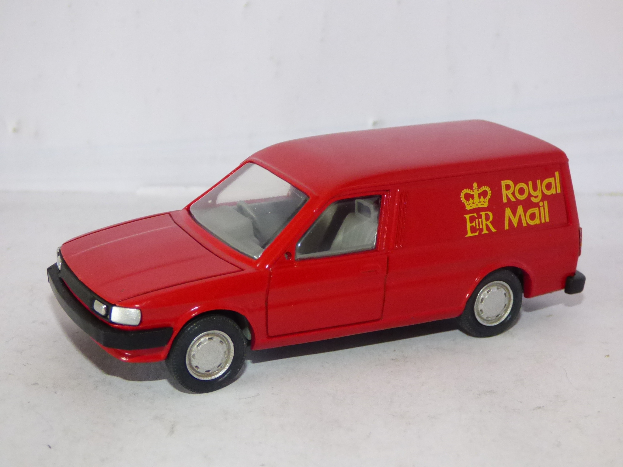 Promod Austin Maestro Van Royal Mail 1/43rd scale built model | Promod ...