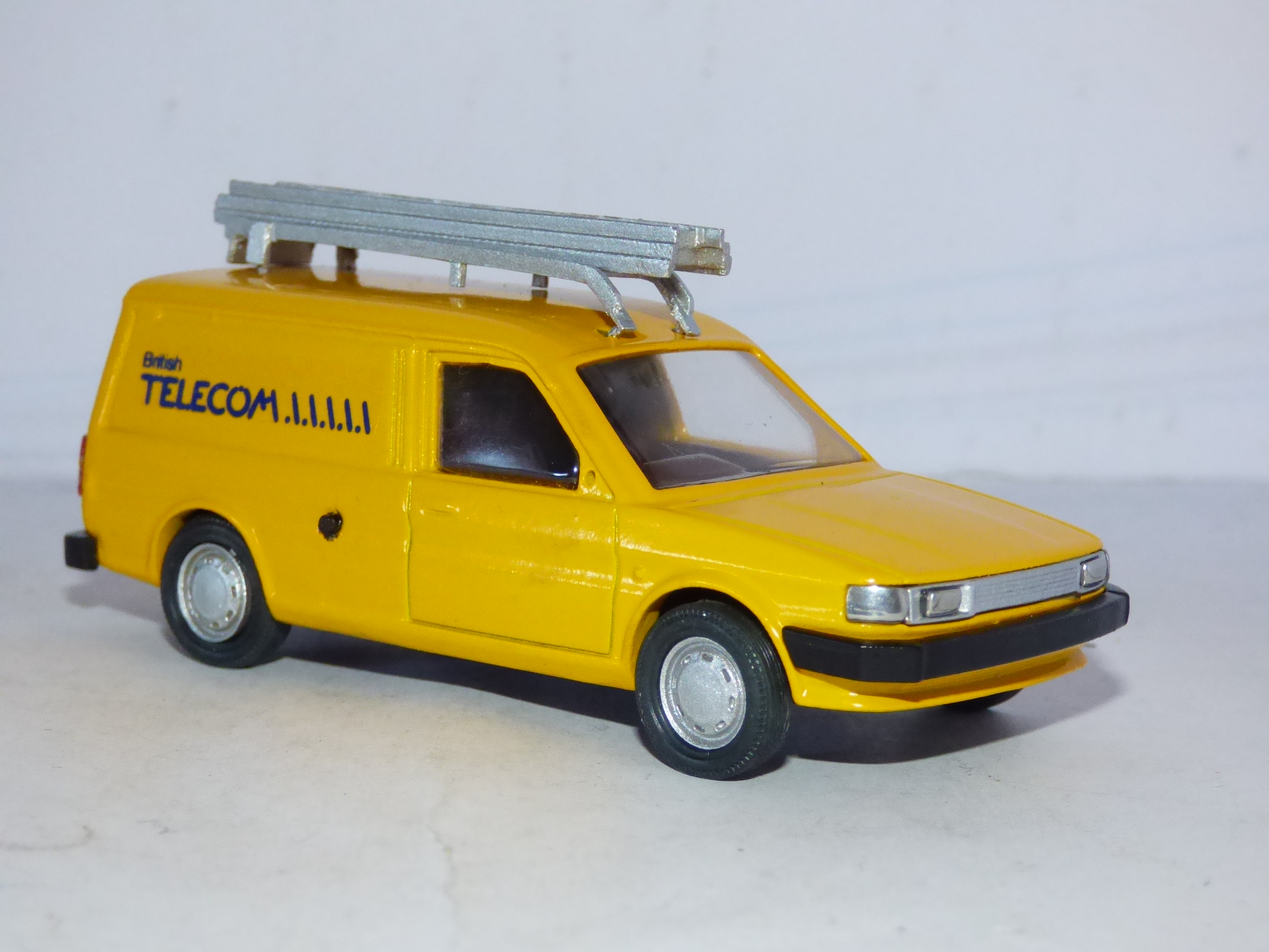 Promod Austin Maestro Van British Telecom yellow 1/43rd scale | Promod ...